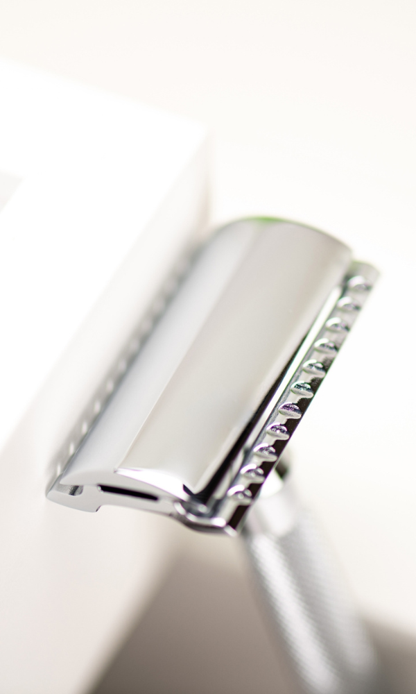 Closed Combs Razors – ShopMerkur